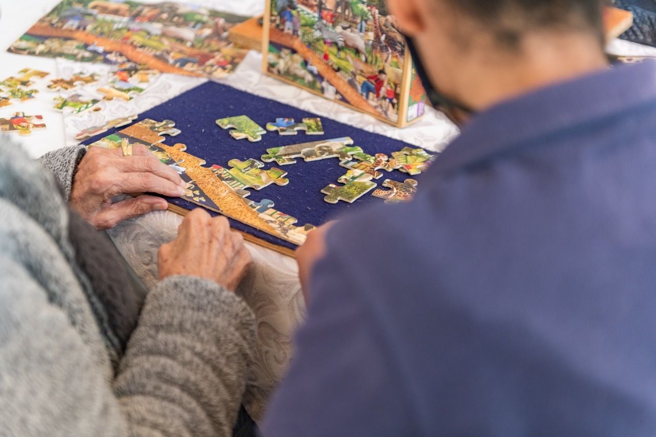 Puzzles are an Effective Memory Care Activity for Cognitive Stimulation